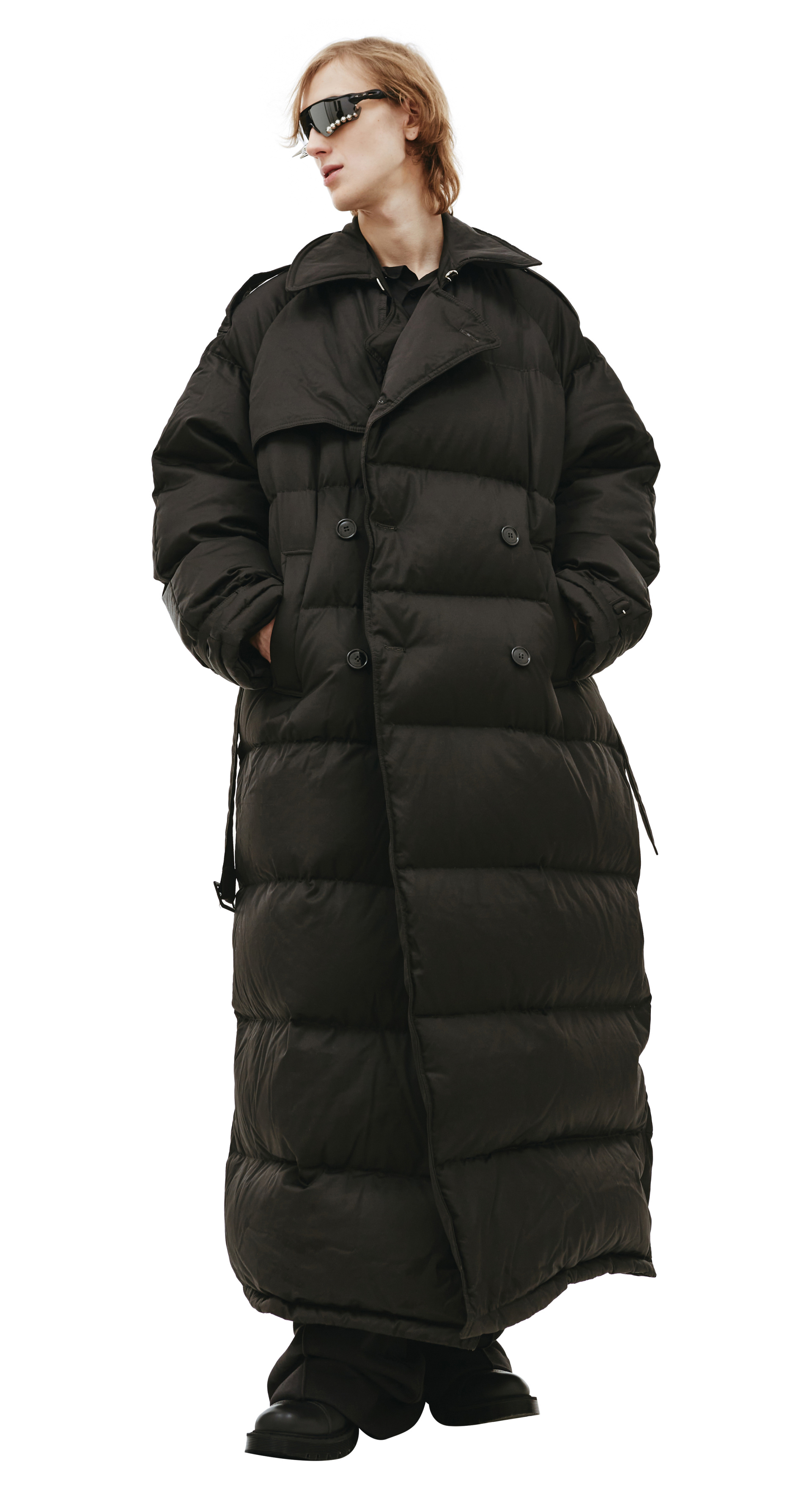 Shop VETEMENTS coats & jackets for men online at SV77