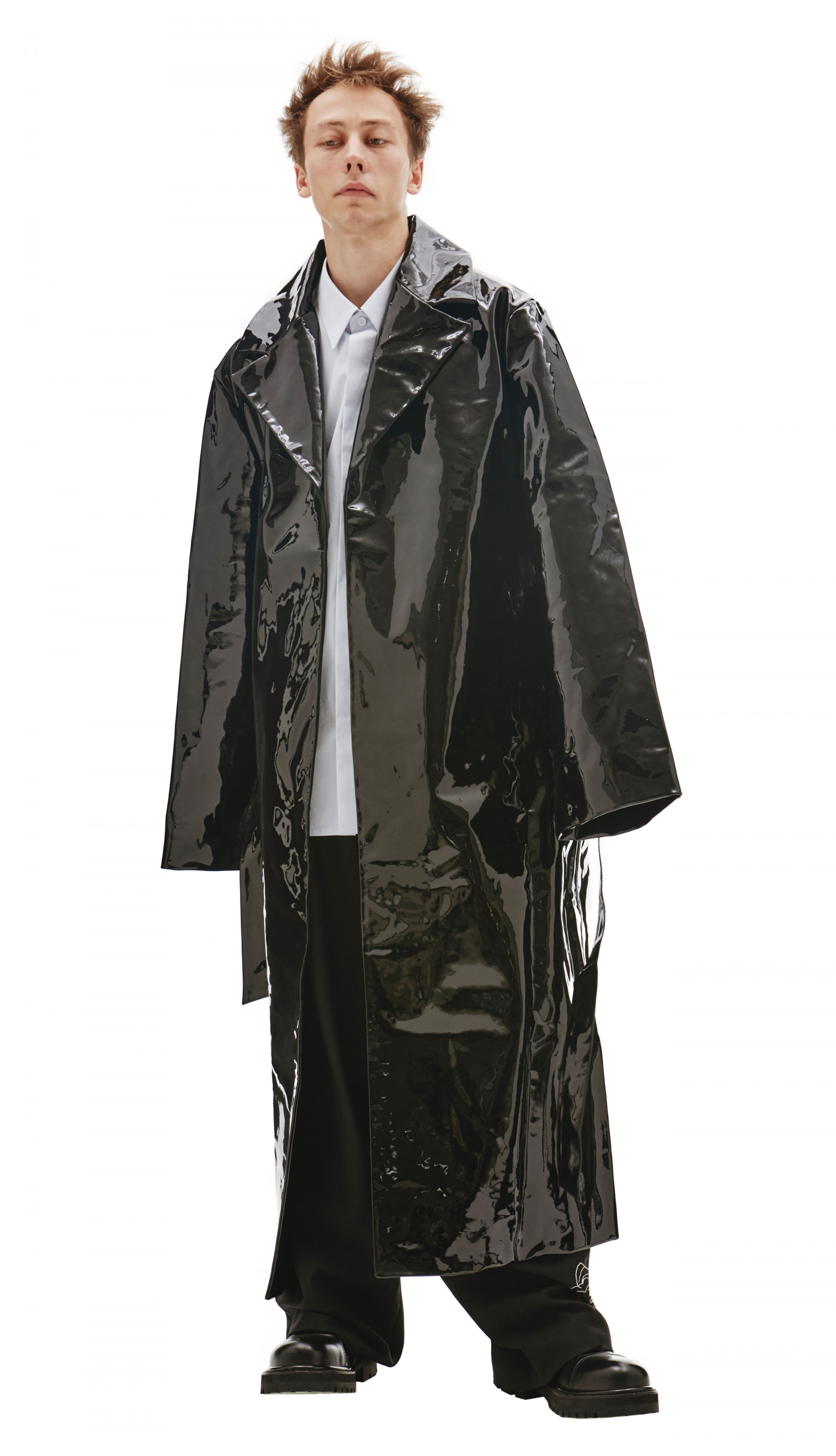 Shop VETEMENTS coats & jackets for men online at SV77