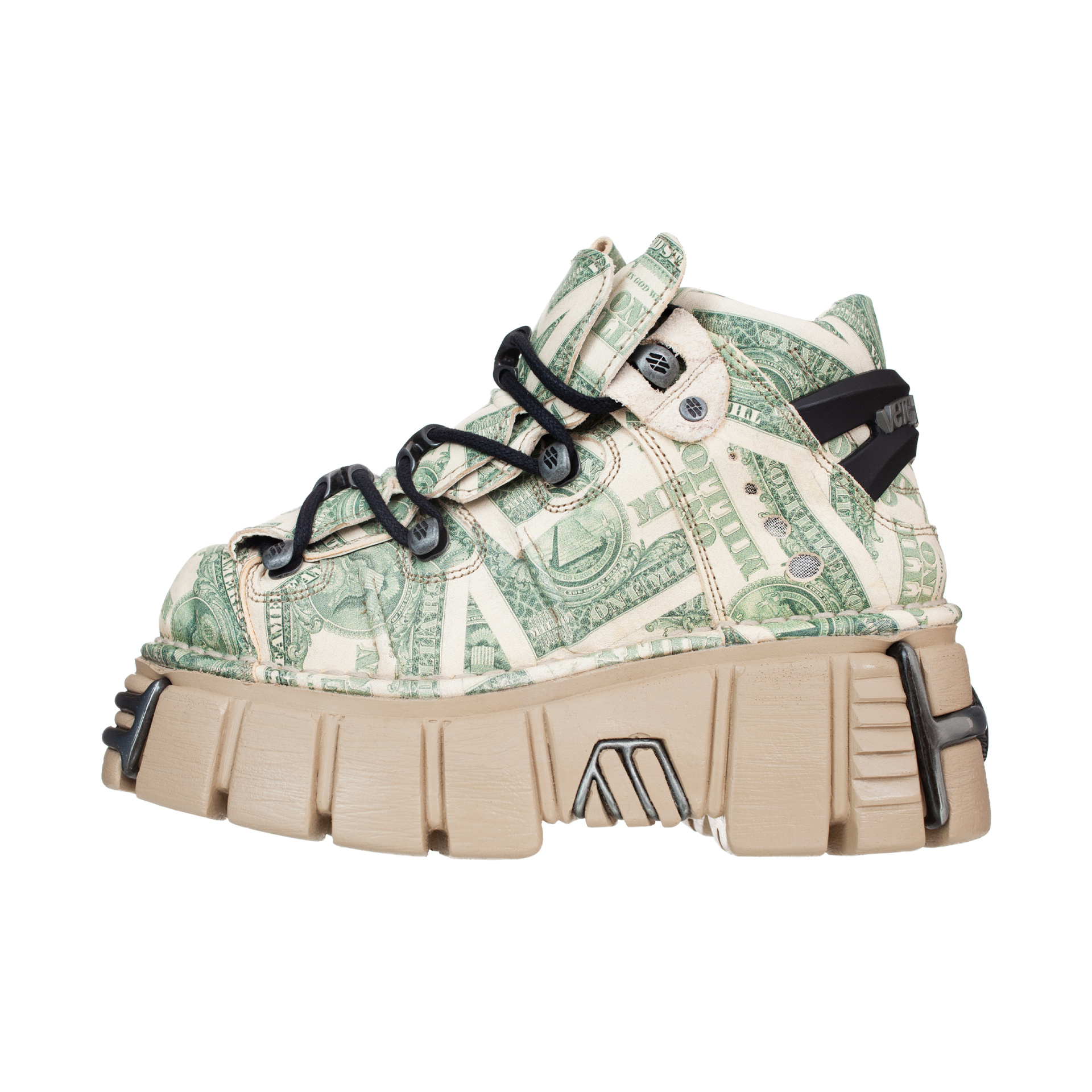 Женская обувь VETEMENTS, купить по цене от 26 550 руб. в интернет ...